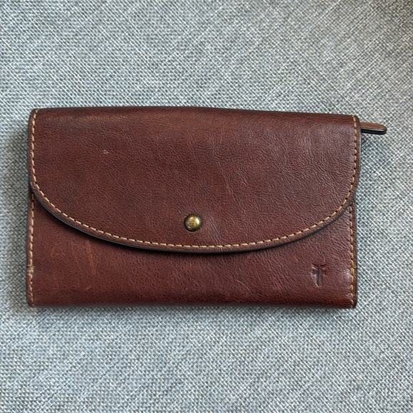 Frye | Bags | Authentic Vintage Frye Melissa Wallet Brown Leather ...